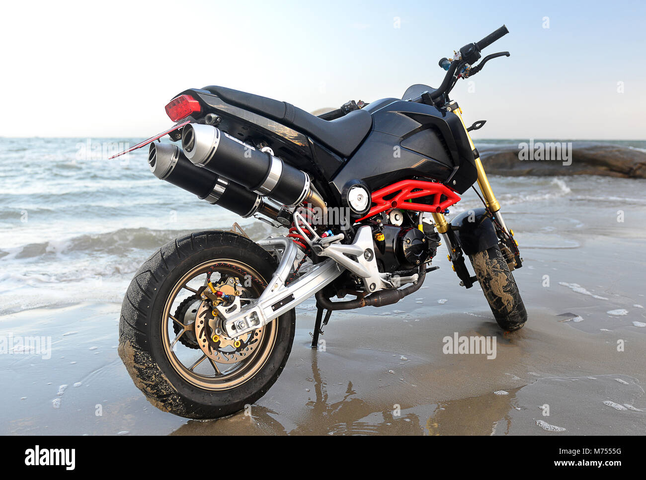 Classic motobike hi-res stock photography and images - Alamy