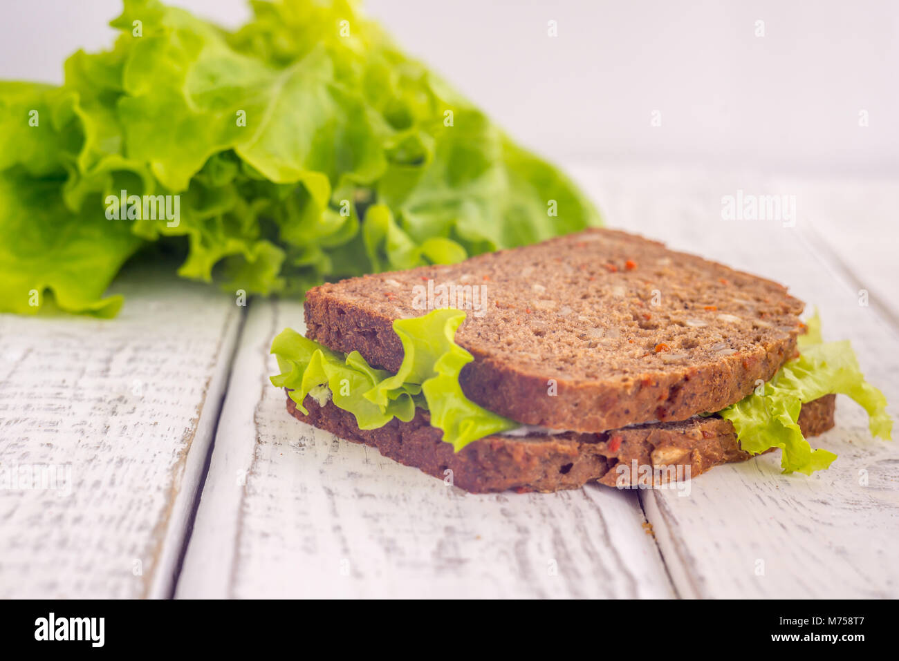 the bread diet for weight loss, apples and bread, lettuce, in the ...