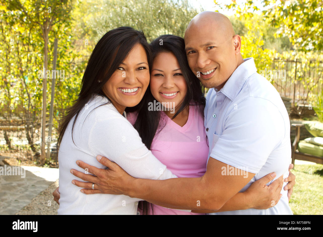 Filipino american family hi-res stock photography and images - Alamy
