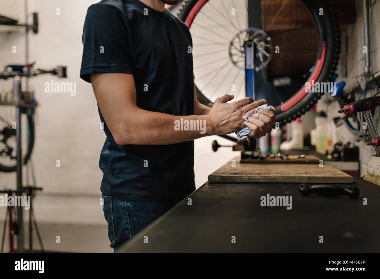 Bicycle mechanic hi-res stock photography and images - Alamy