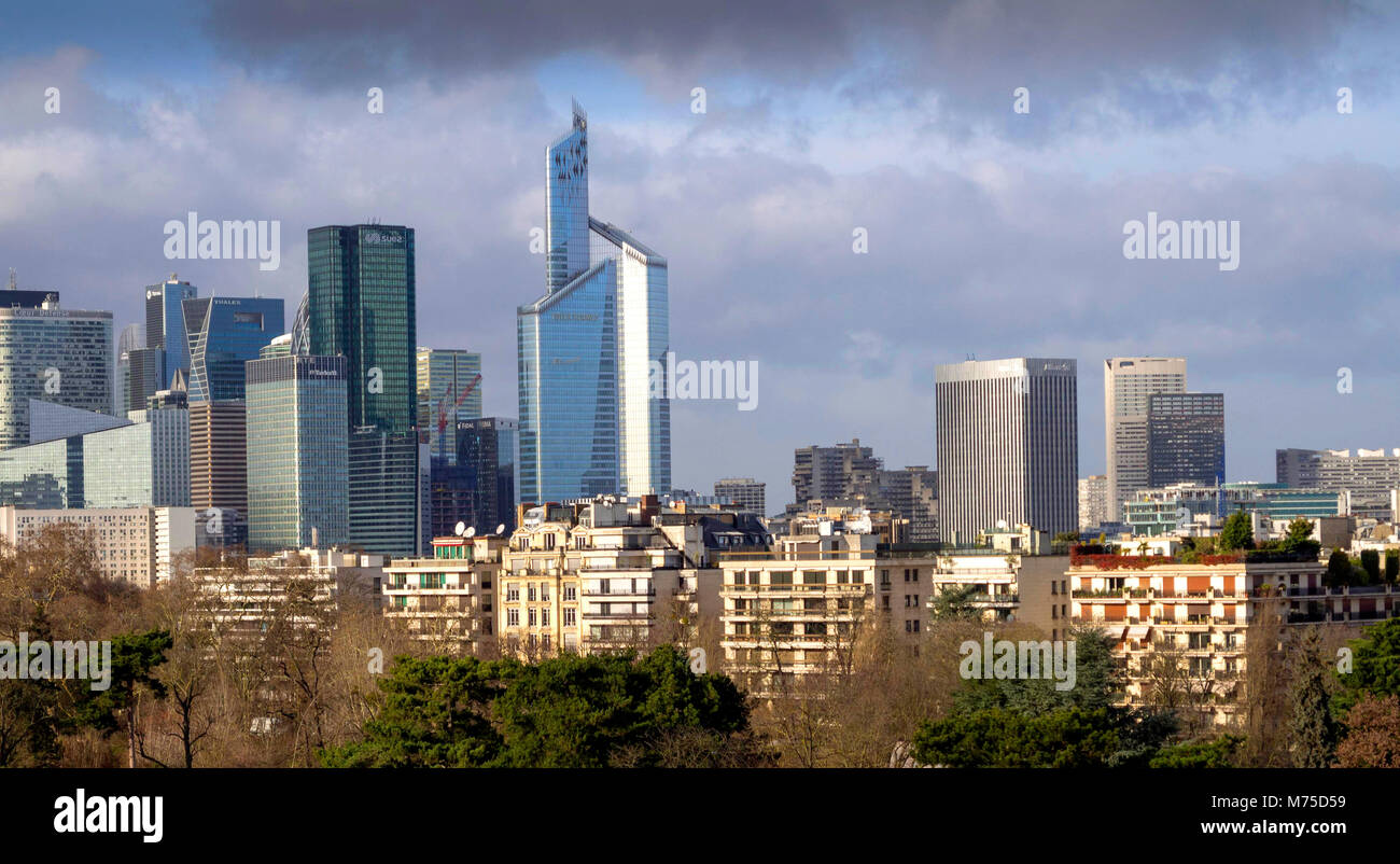 La defense paris hi-res stock photography and images - Alamy