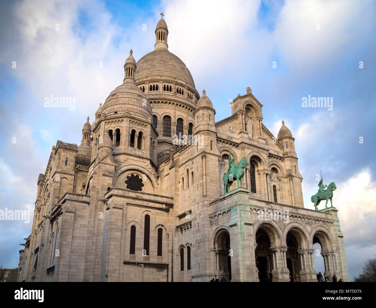 View of Basilica Sacre Coeur de Montmartre, Montmartre, Paris, France ...