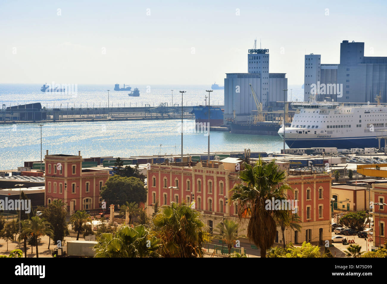 Barcelona's port landscape Stock Photo - Alamy