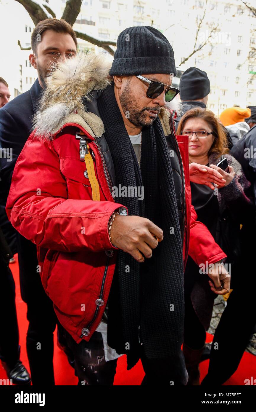 Shaggy outside the 'Good Morning TVN' TV studio in Warsaw Featuring ...