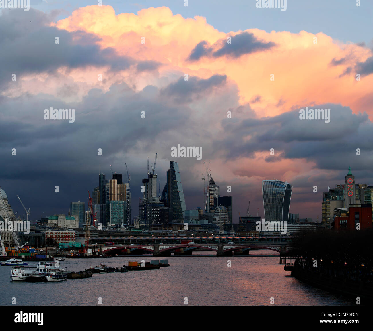 Nimbus tower bridge hi-res stock photography and images - Alamy
