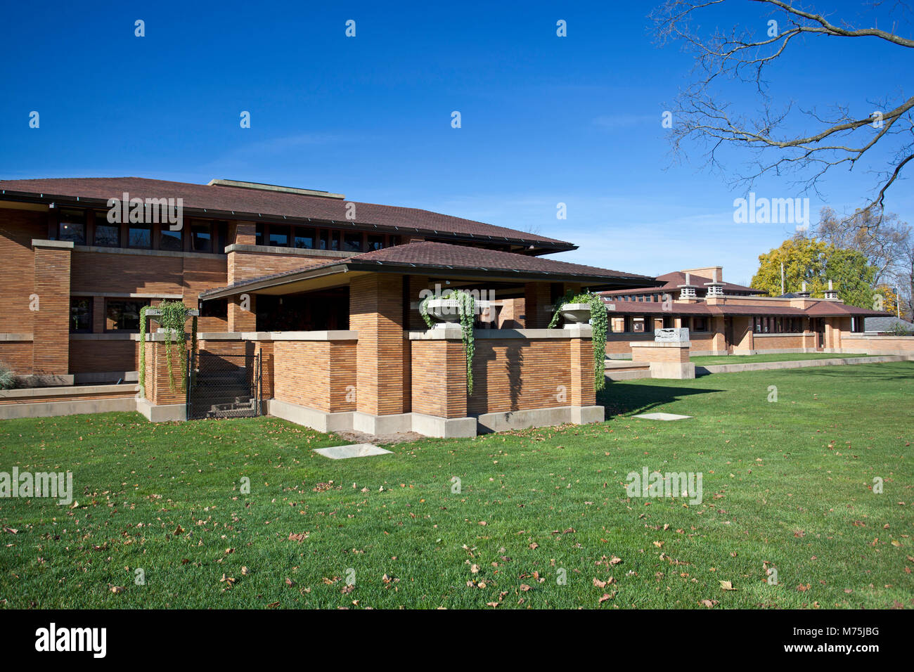 Frank Lloyd Wright's Prairie style Martin house In Buffalo New York ...
