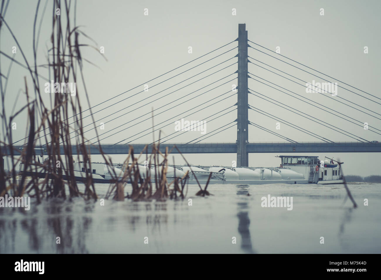 Inland tanker ship hi-res stock photography and images - Alamy