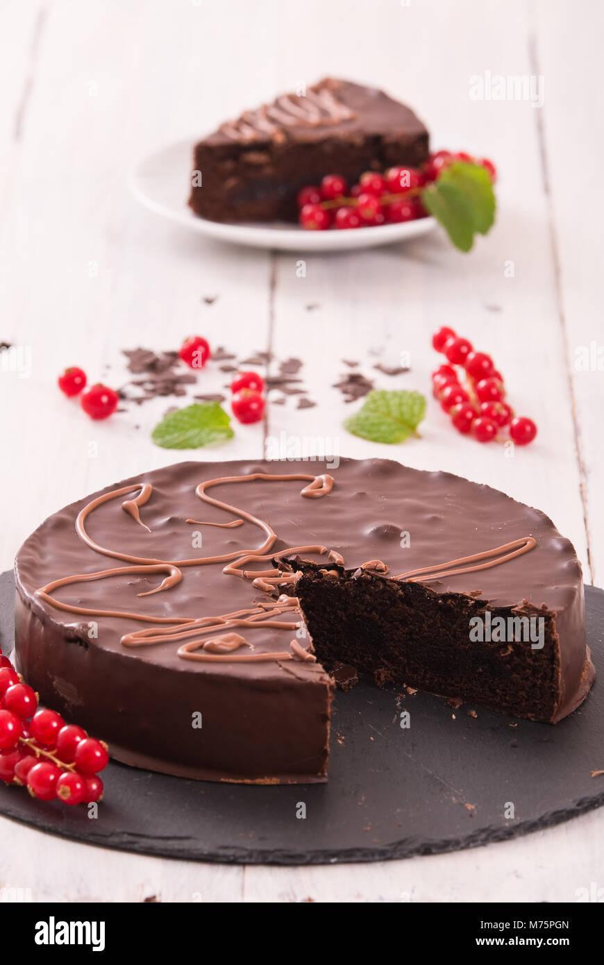 Sacher torte sponge hi-res stock photography and images - Alamy