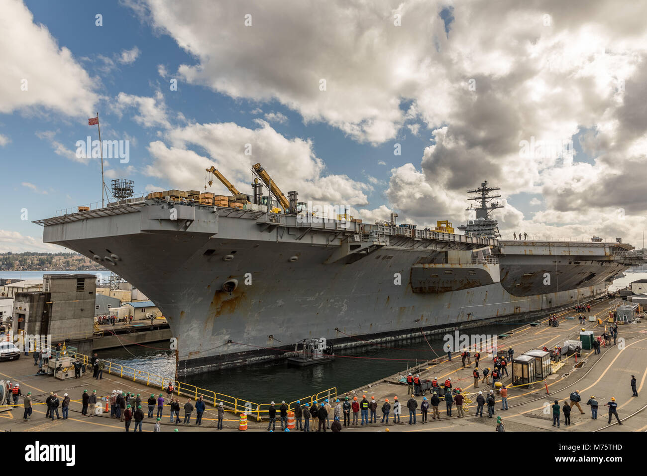 PUGET SOUND NAVAL SHIPYARD, Wash. (March 1,2018) PSNS & IMF on the ...