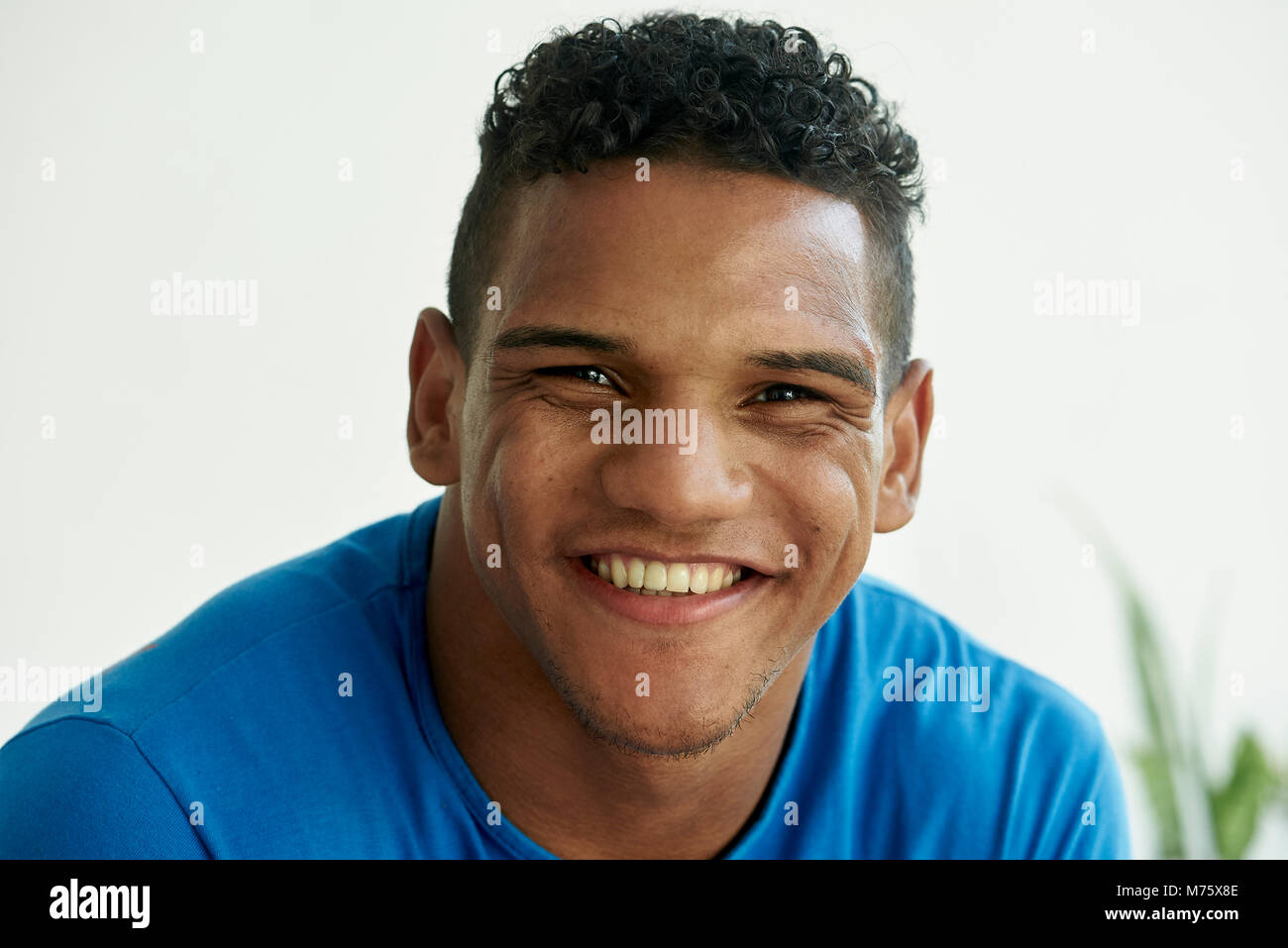 Young adults man men male hi-res stock photography and images - Alamy