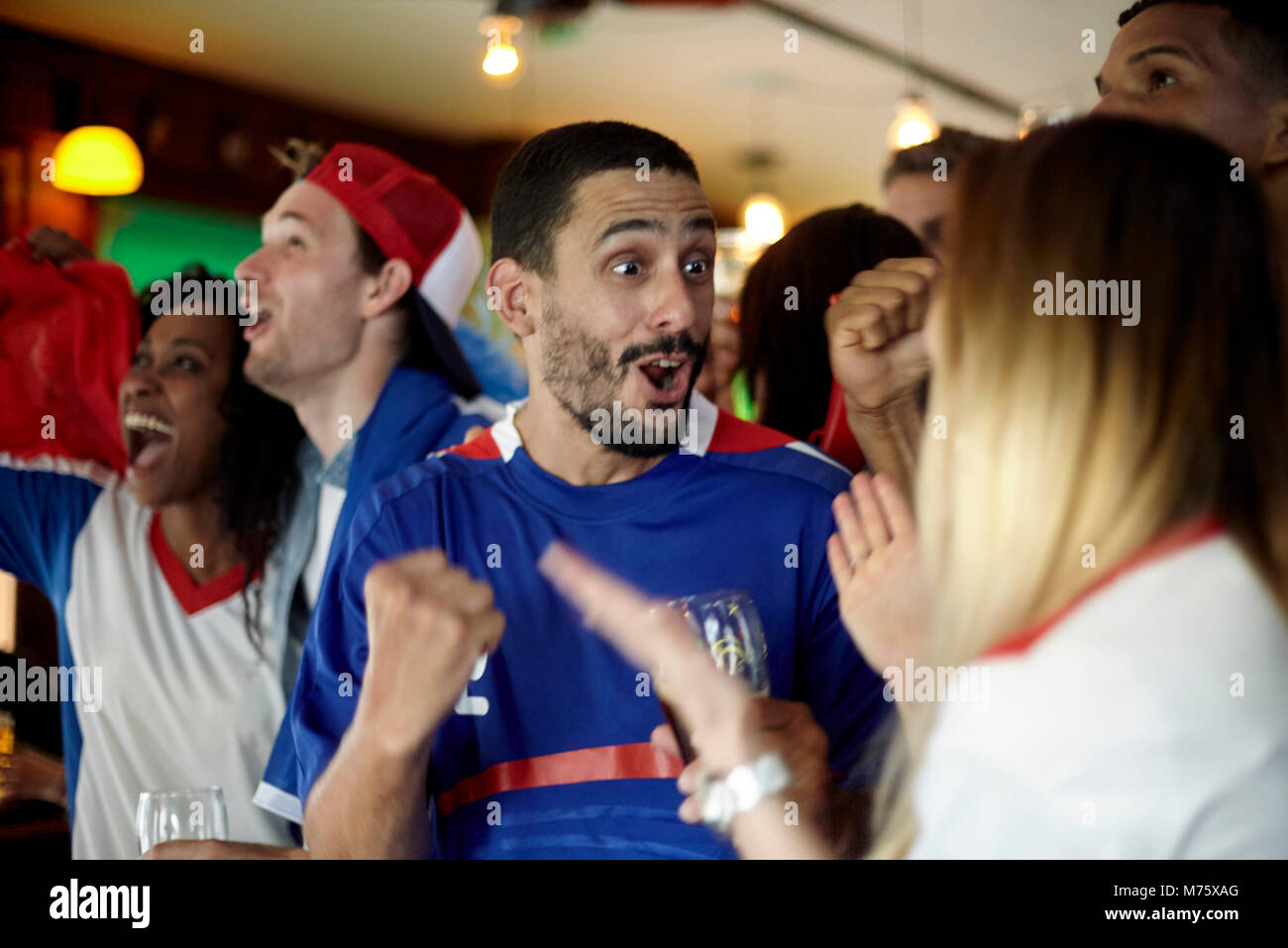 American football fans bar hi-res stock photography and images - Alamy