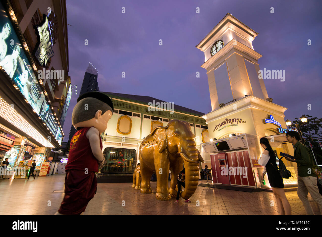 Thailand bangkok clock tower hi-res stock photography and images - Alamy