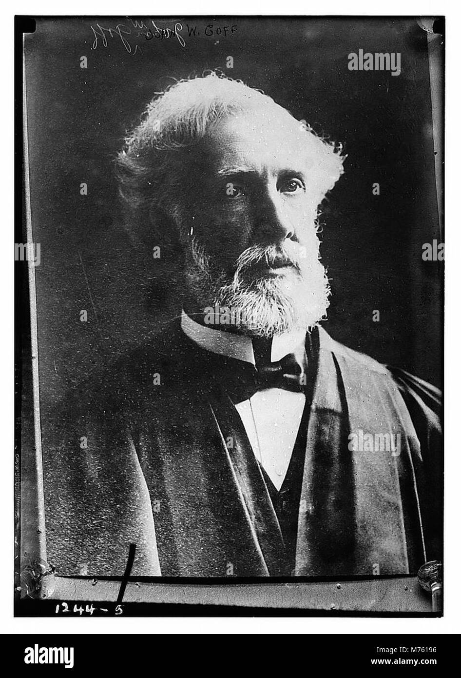 John goff hi-res stock photography and images - Alamy