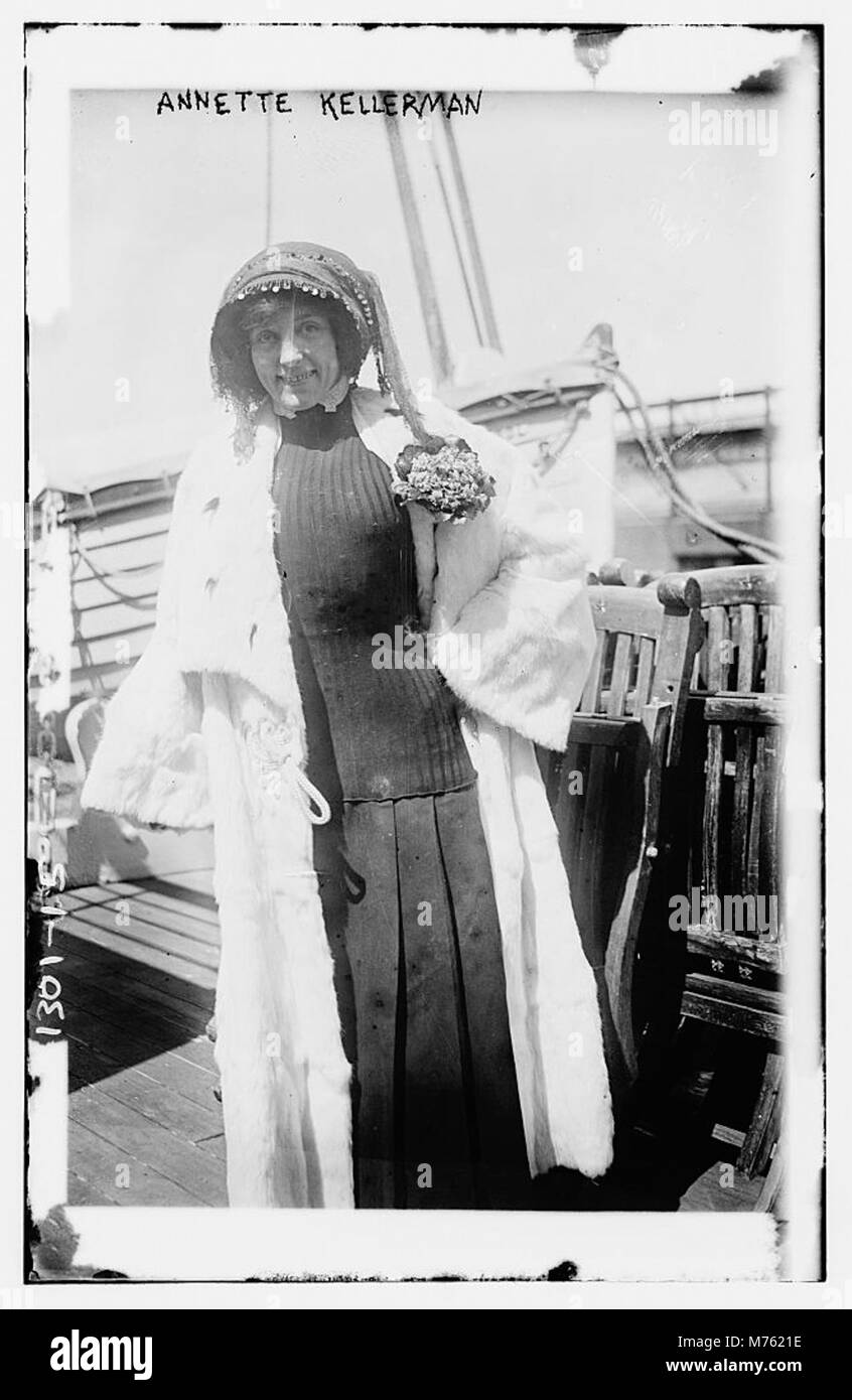 A photograph of Annette Kellerman, a famous swimmer and actress ...