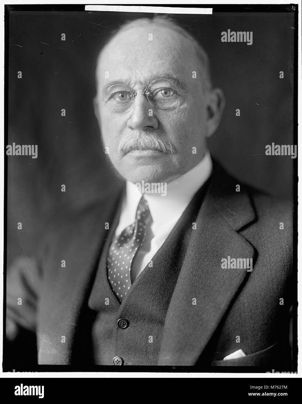 A formal portrait of Henry W. Keyes, an honorable political figure ...