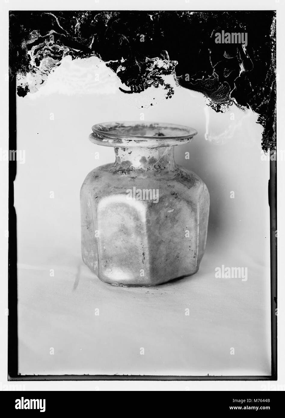 Showcasing craftsmanship in glass design Black and White Stock Photos ...