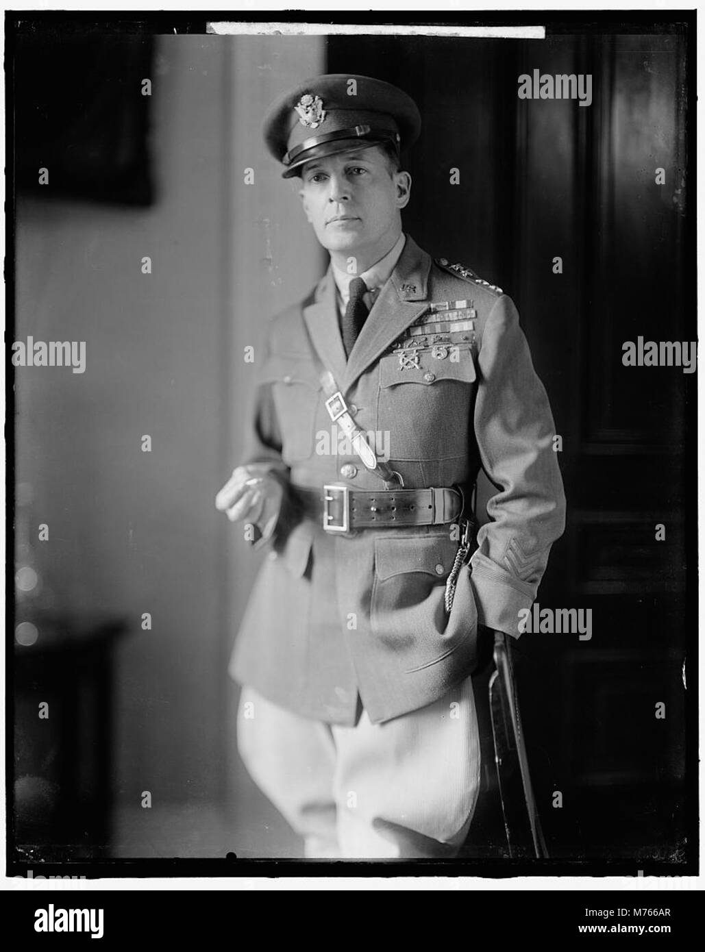 Portrait of General Douglas MacArthur, a key figure in U.S. military ...