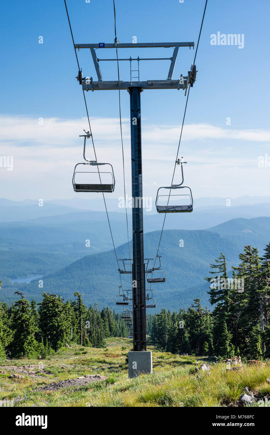 Ski lift at Timberline Lodge and ski resort. Mt Hood National Forest ...