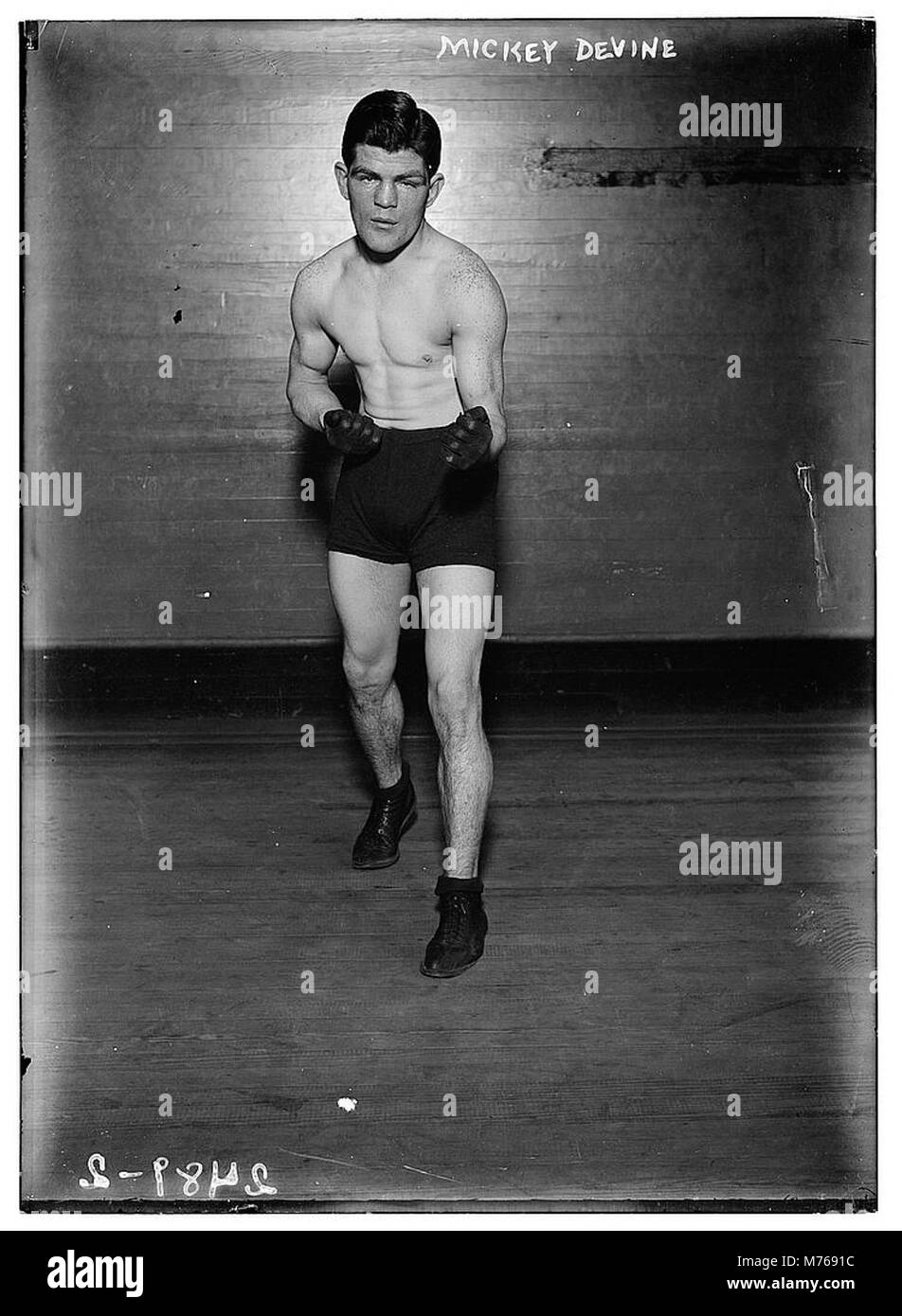 Mickey devine hi-res stock photography and images - Alamy