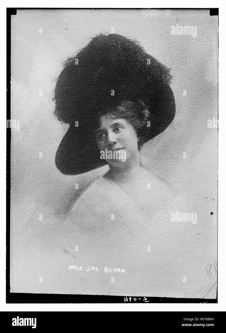 Sol bloom hi-res stock photography and images - Alamy