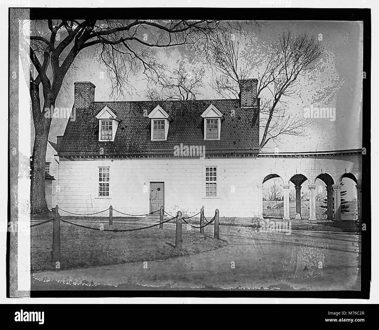 This image features Mt. Vernon, the historic plantation home of George ...