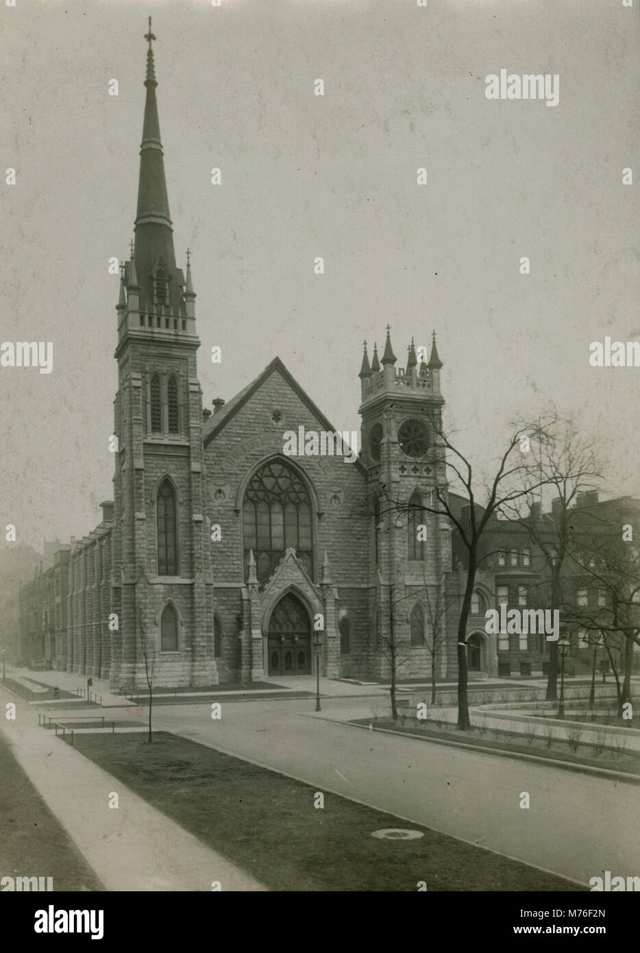 Chicago medinah temple hi-res stock photography and images - Alamy