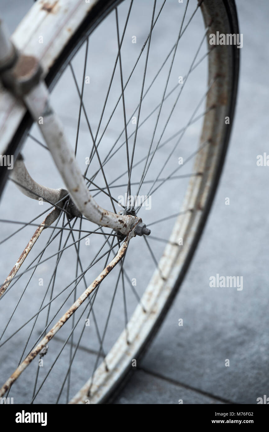 Wheel of the bike hi-res stock photography and images - Alamy