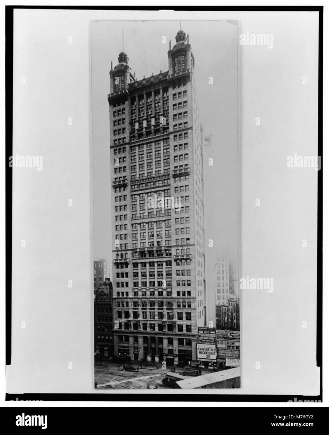 A historic image of the Park Row Building in New York City, showcasing ...