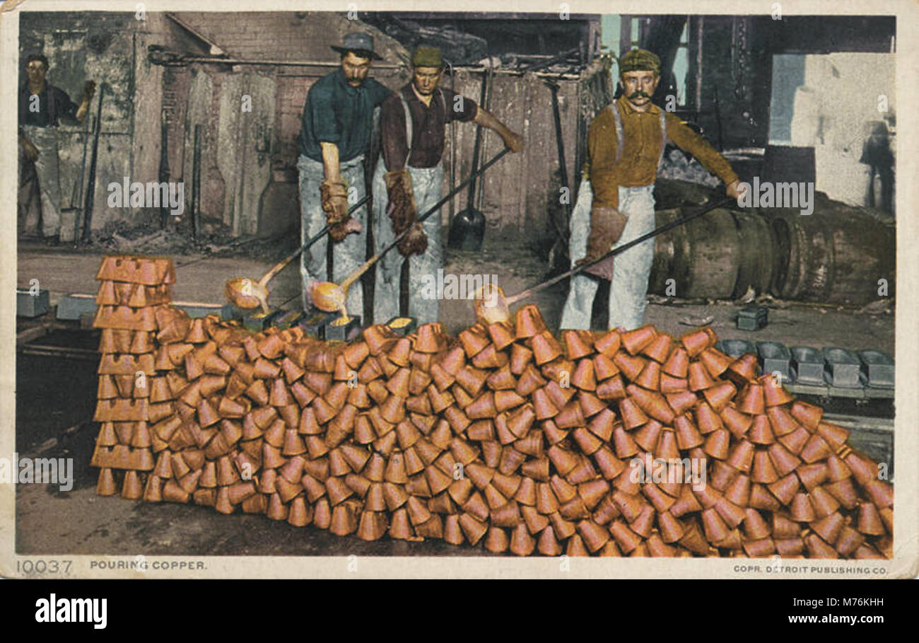 Pouring Copper (NBY 8040 Stock Photo - Alamy