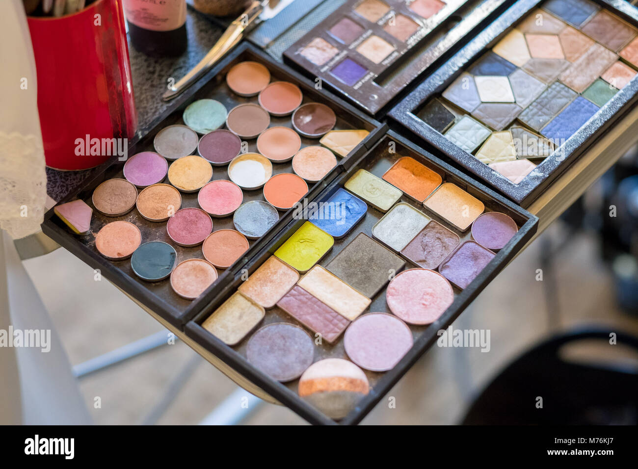 Color pallettes hi-res stock photography and images - Alamy