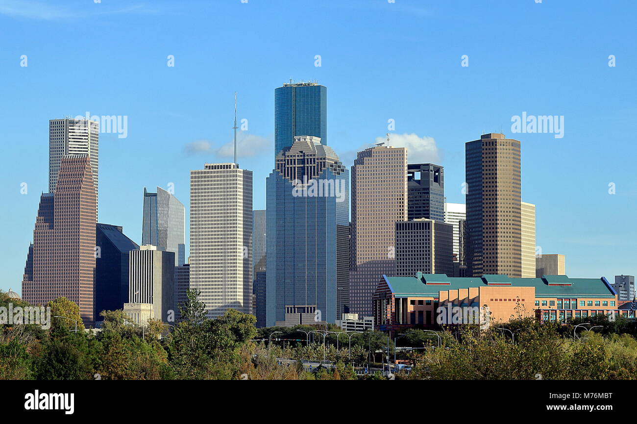 Houston skyline hi-res stock photography and images - Alamy