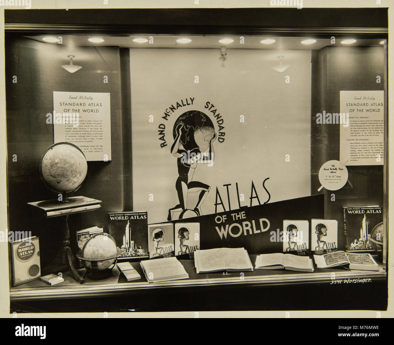 Window display featuring life hi-res stock photography and images - Alamy