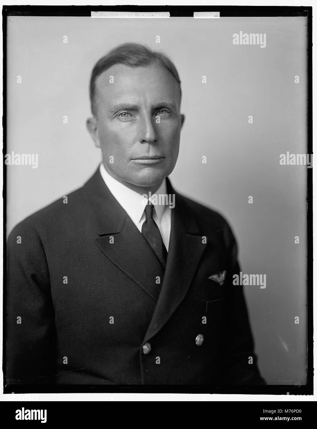 Armed forces commander Black and White Stock Photos & Images - Alamy