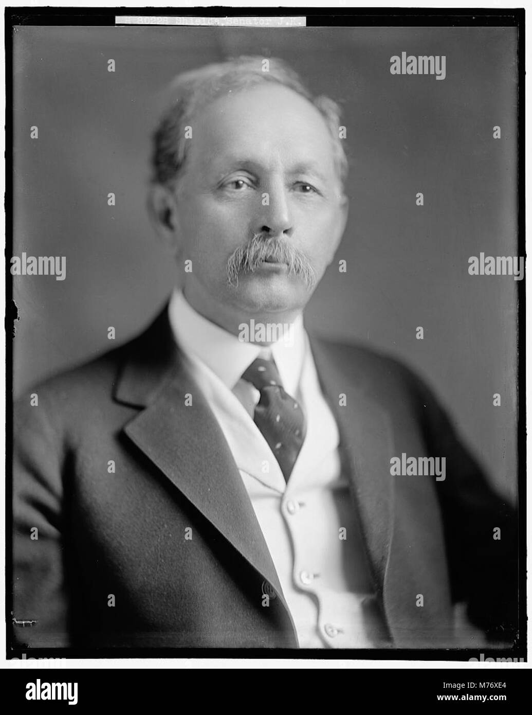 J shields hi-res stock photography and images - Alamy