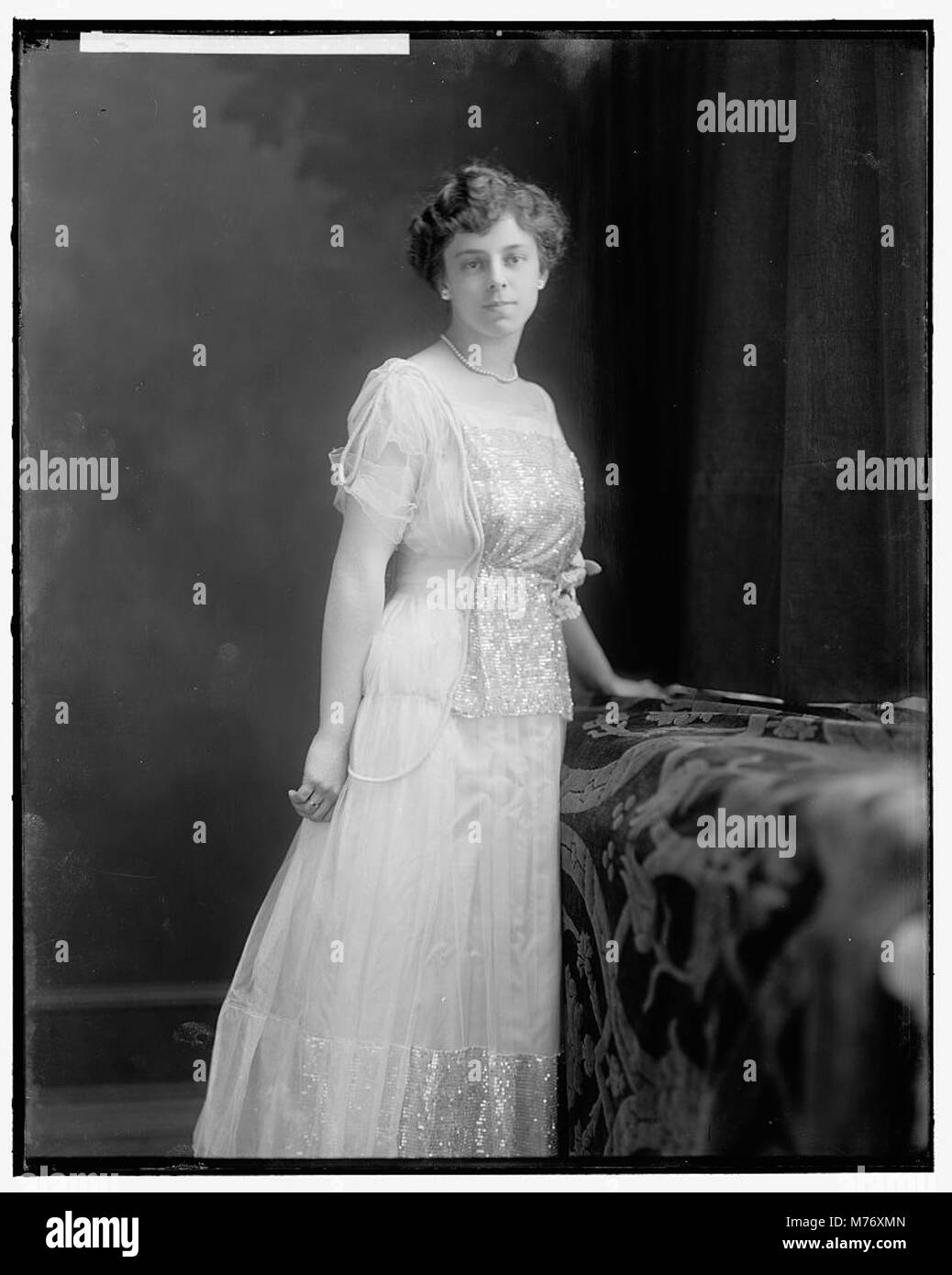 Mrs silk hi-res stock photography and images - Alamy