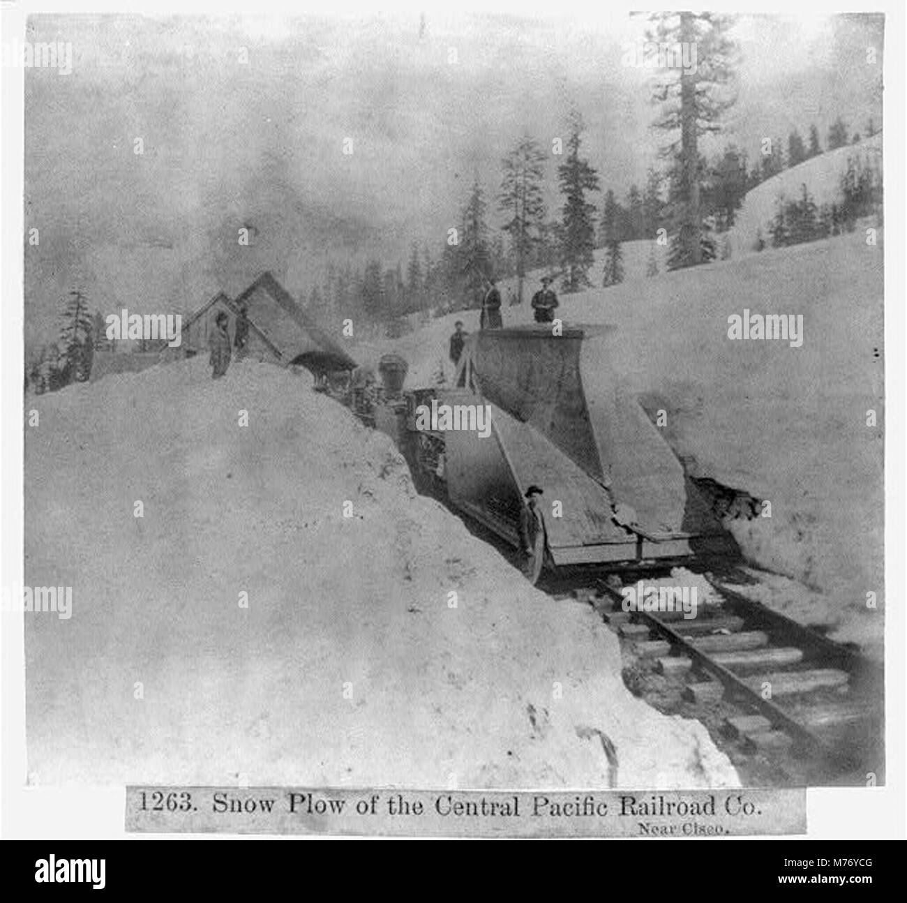 Railroad snow plow Black and White Stock Photos & Images - Alamy