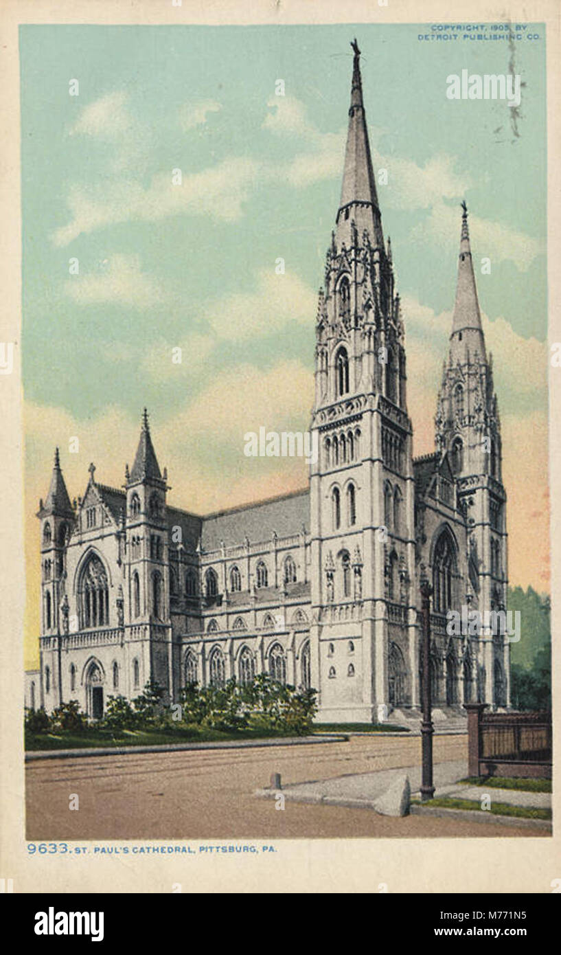 A view of St. Paul's Cathedral, an iconic English Baroque cathedral ...
