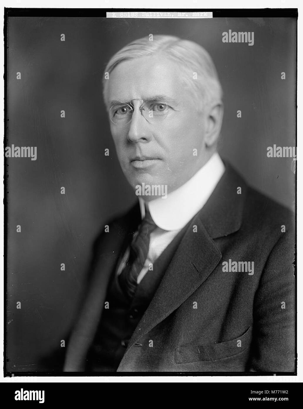 Mark sullivan hi-res stock photography and images - Alamy