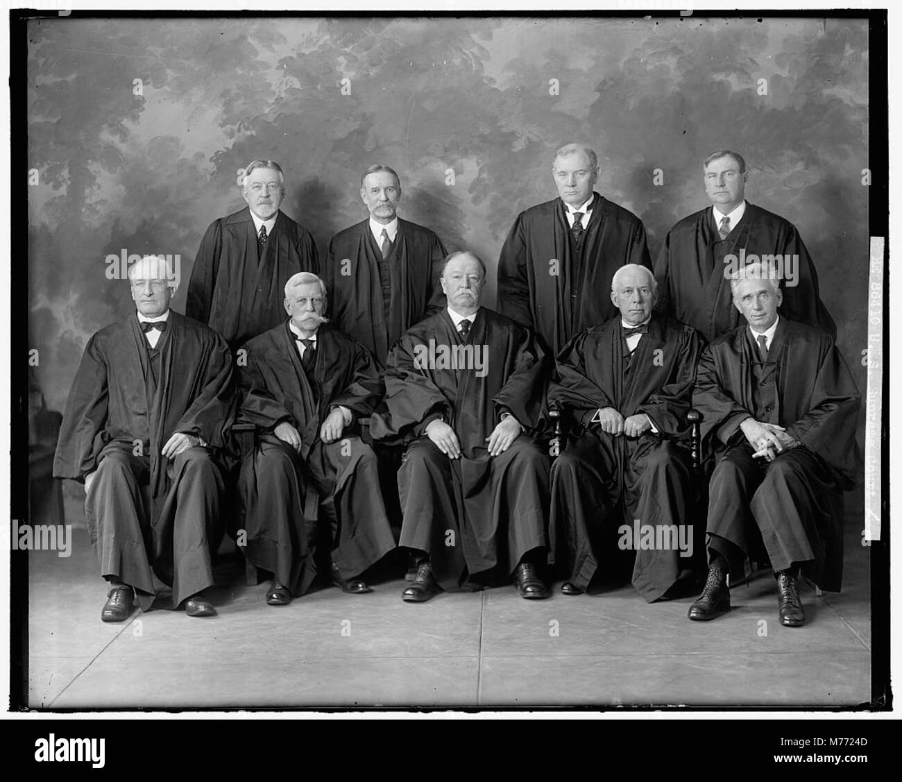 A historical image of the U.S. Supreme Court during the Taft Court era ...