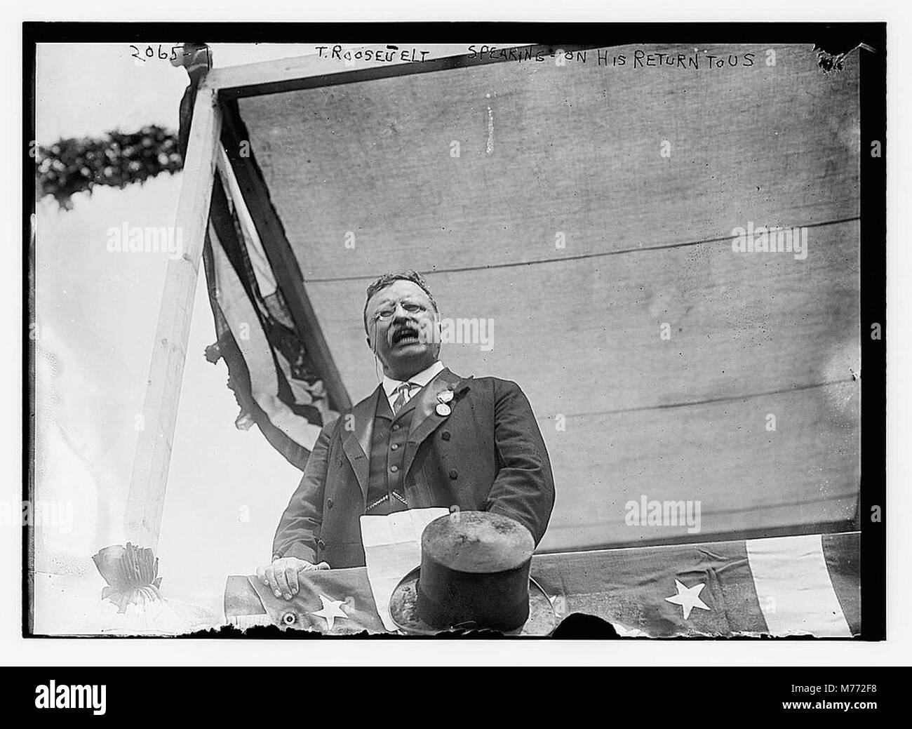 A photograph of Theodore Roosevelt speaking upon his return to the U.S ...