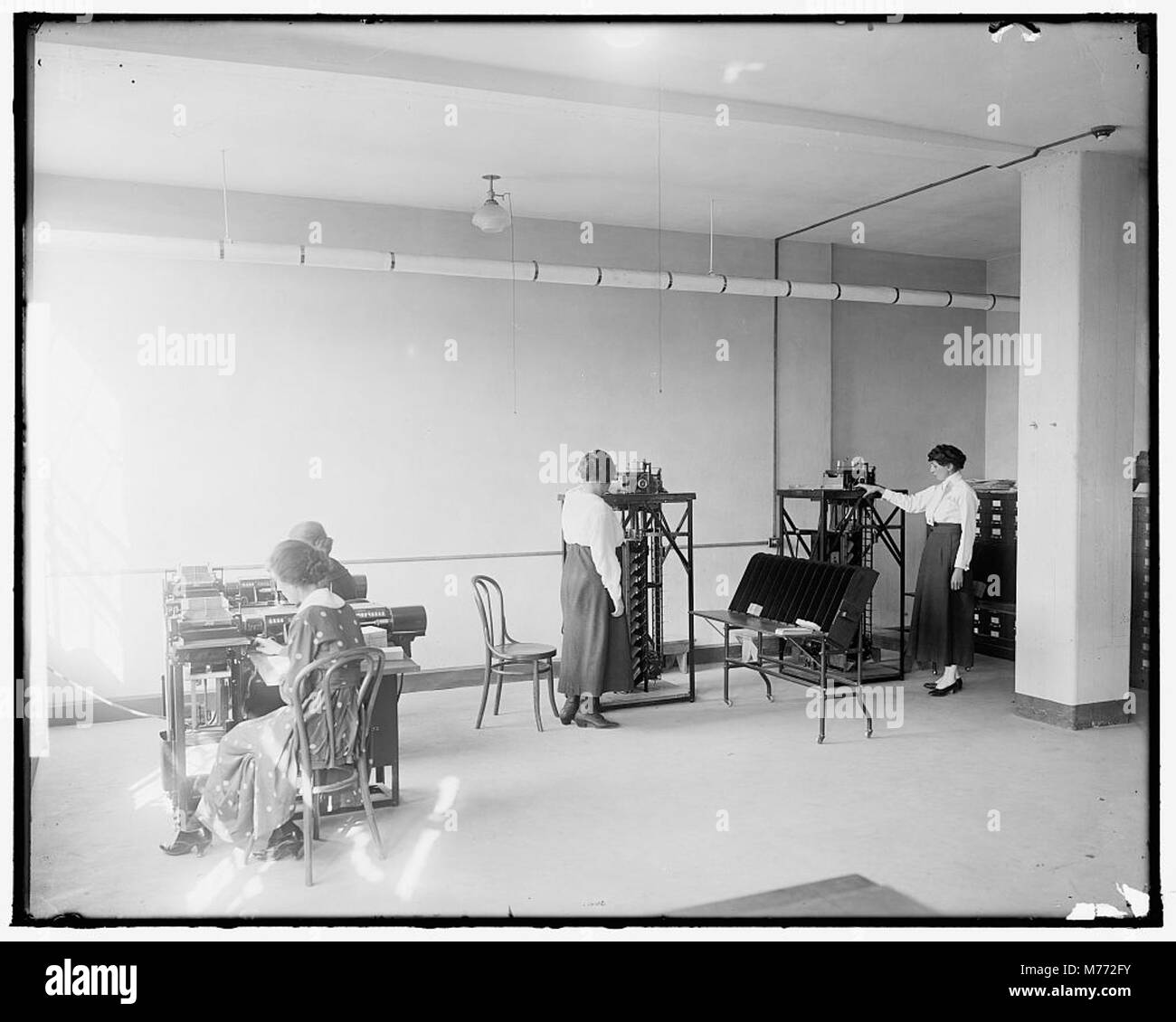 Tabulating machine hi-res stock photography and images - Alamy