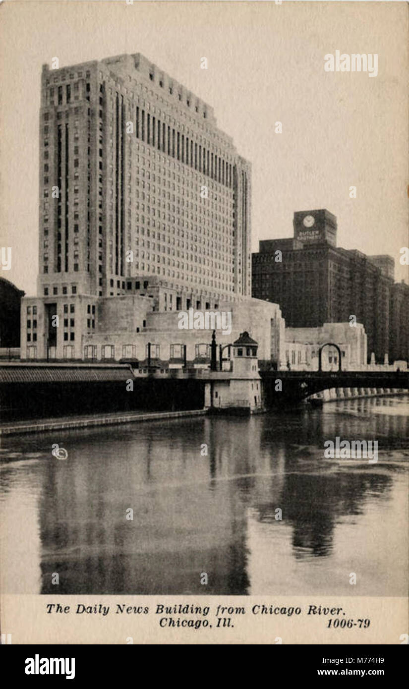 This photograph shows the Daily News Building from the Chicago River ...