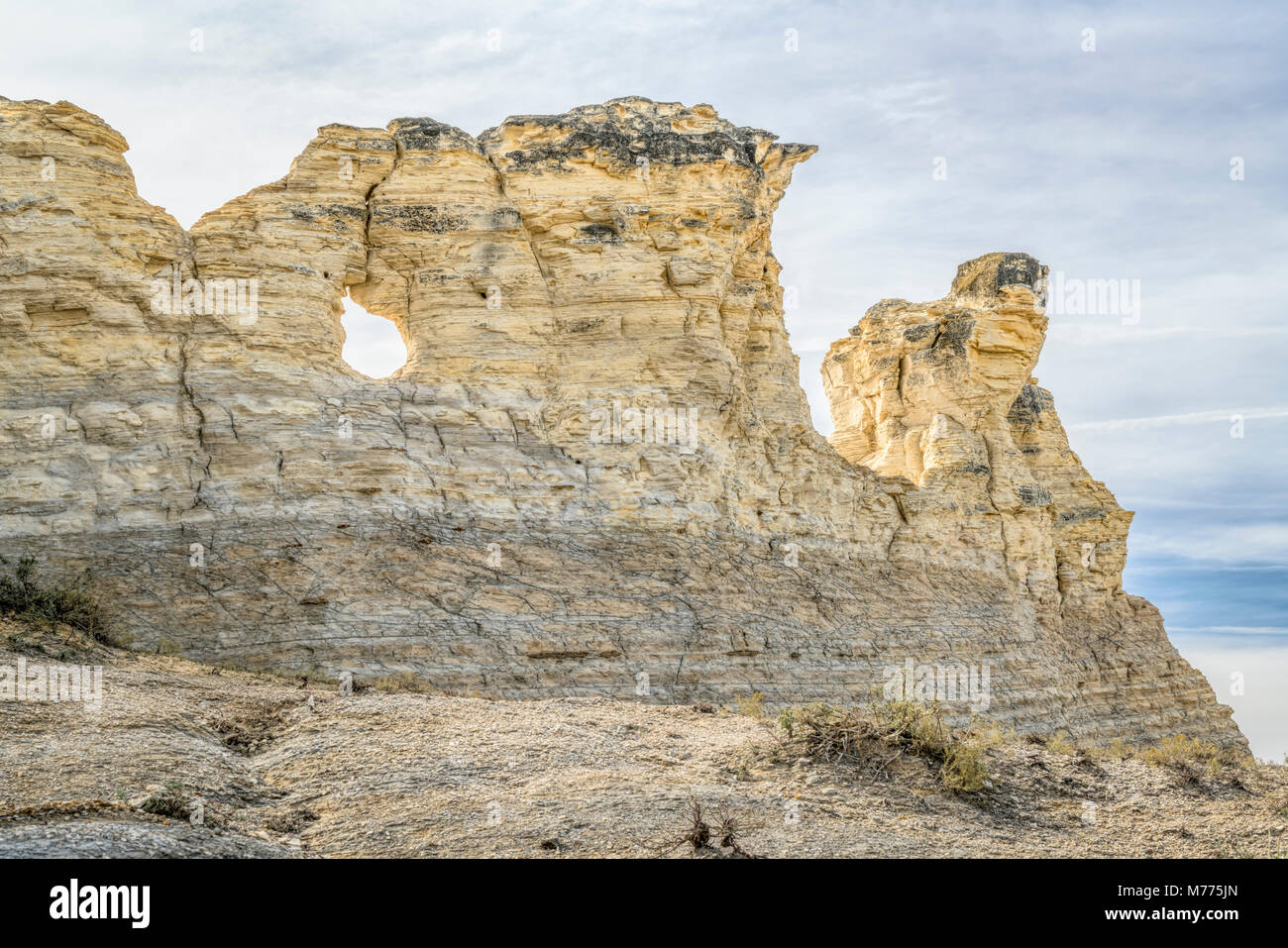 Chalk pyramids kansas hi-res stock photography and images - Alamy