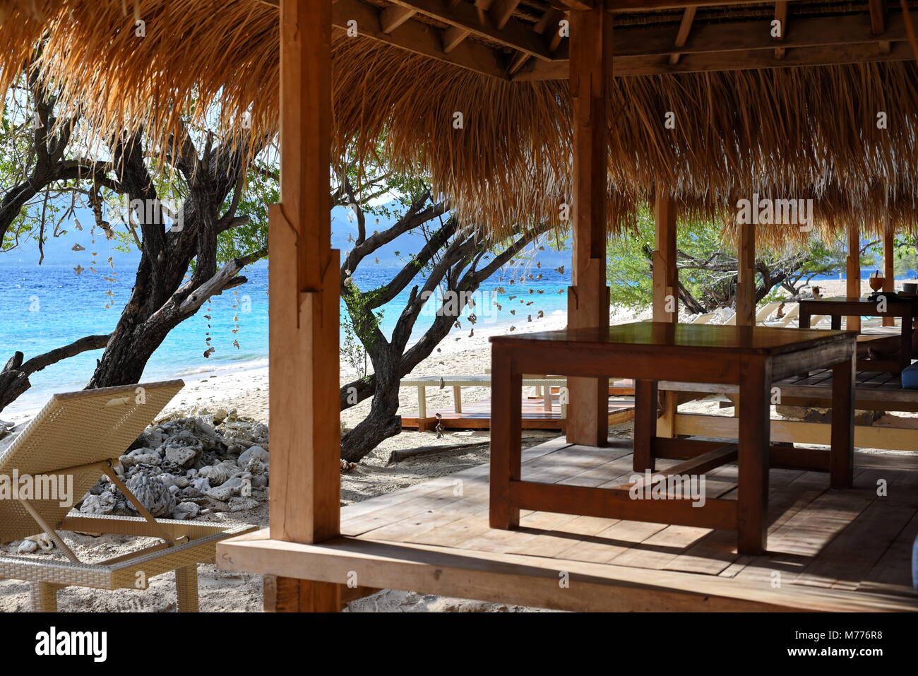 Ocean alcove hi-res stock photography and images - Alamy