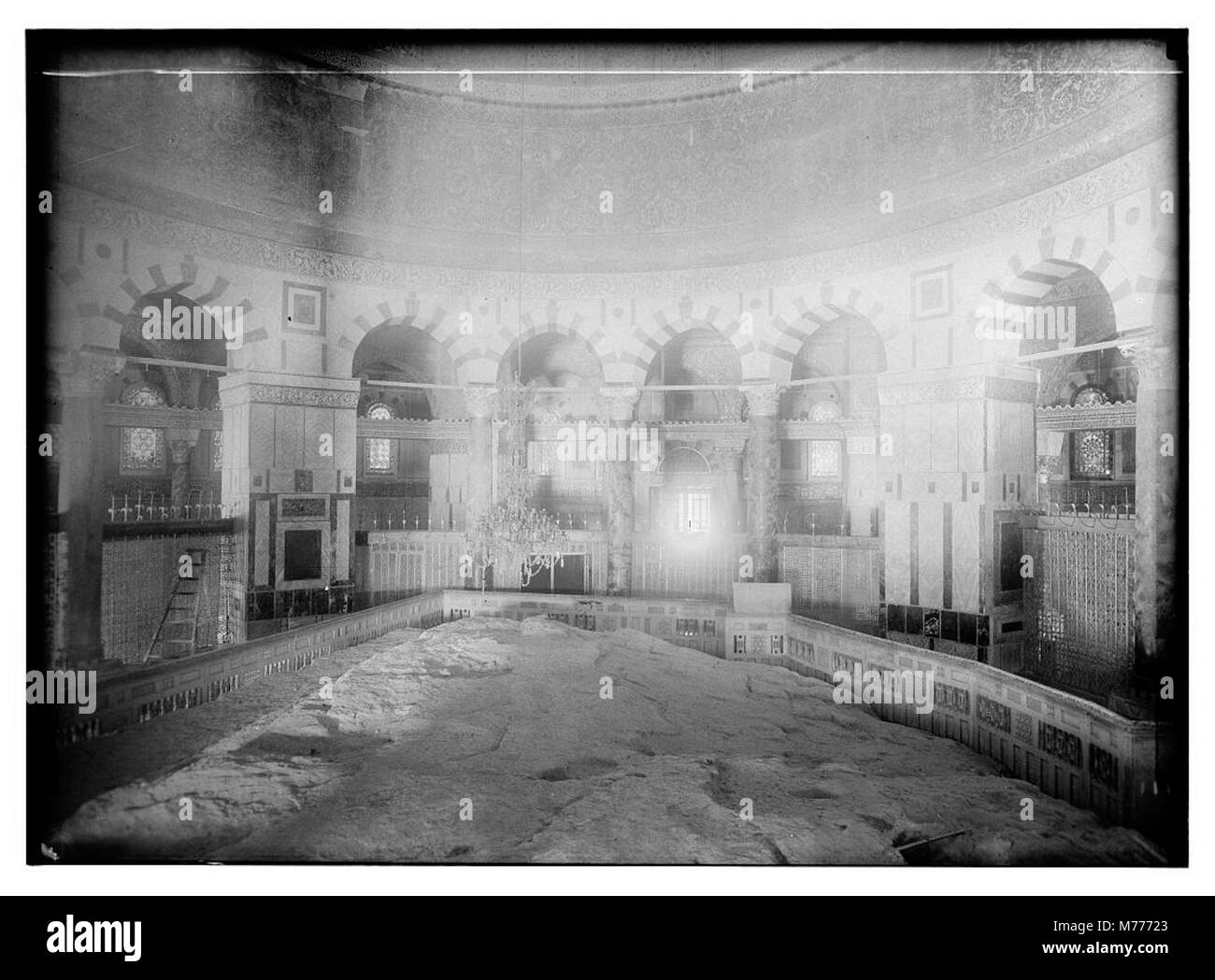 The dome of the rock jerusalem Black and White Stock Photos & Images ...