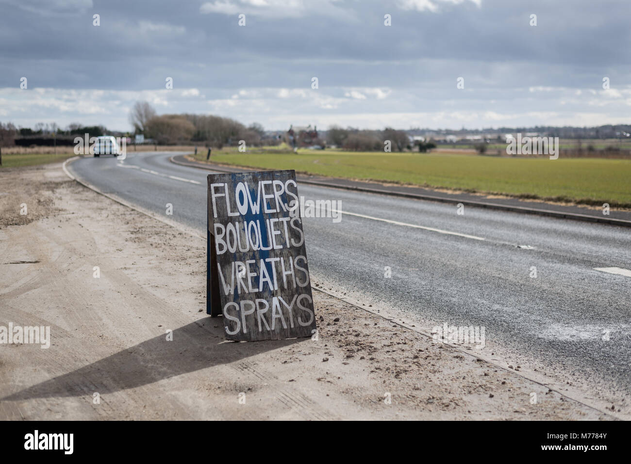 Roadside flower stall sign Stock Photo - Alamy