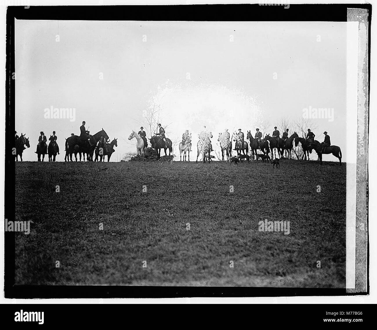 Traditional fox hunt Black and White Stock Photos & Images - Alamy