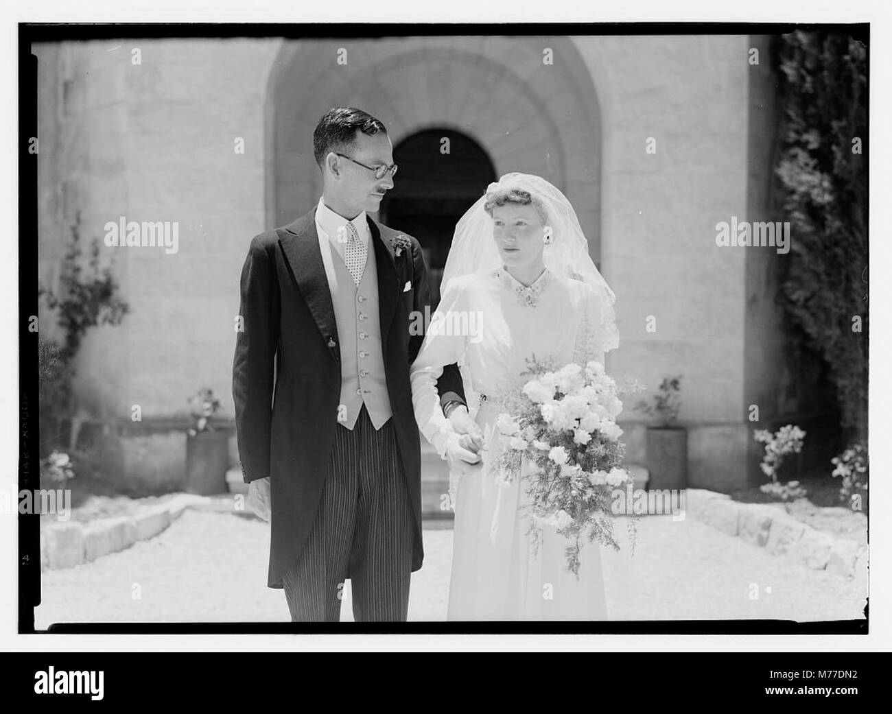 Sister loc hi-res stock photography and images - Alamy