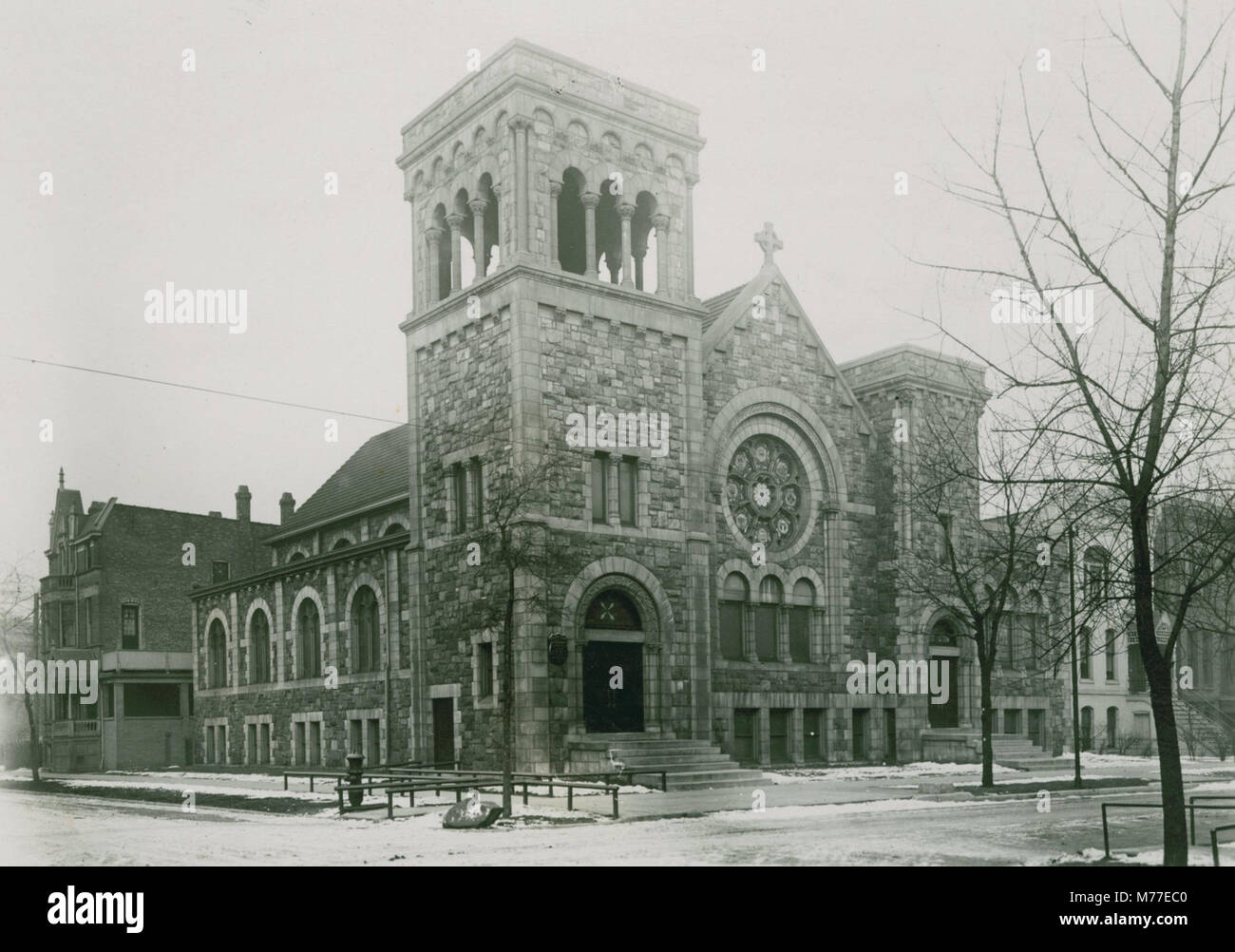 The Wicker Park Lutheran Church in Chicago, photographed in 1913 ...