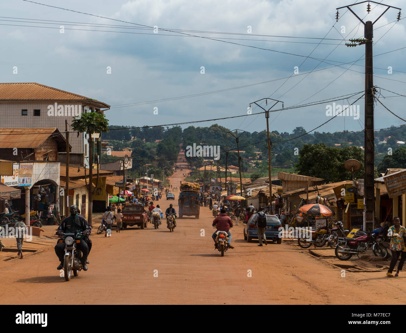Cameroon people street hi-res stock photography and images - Alamy